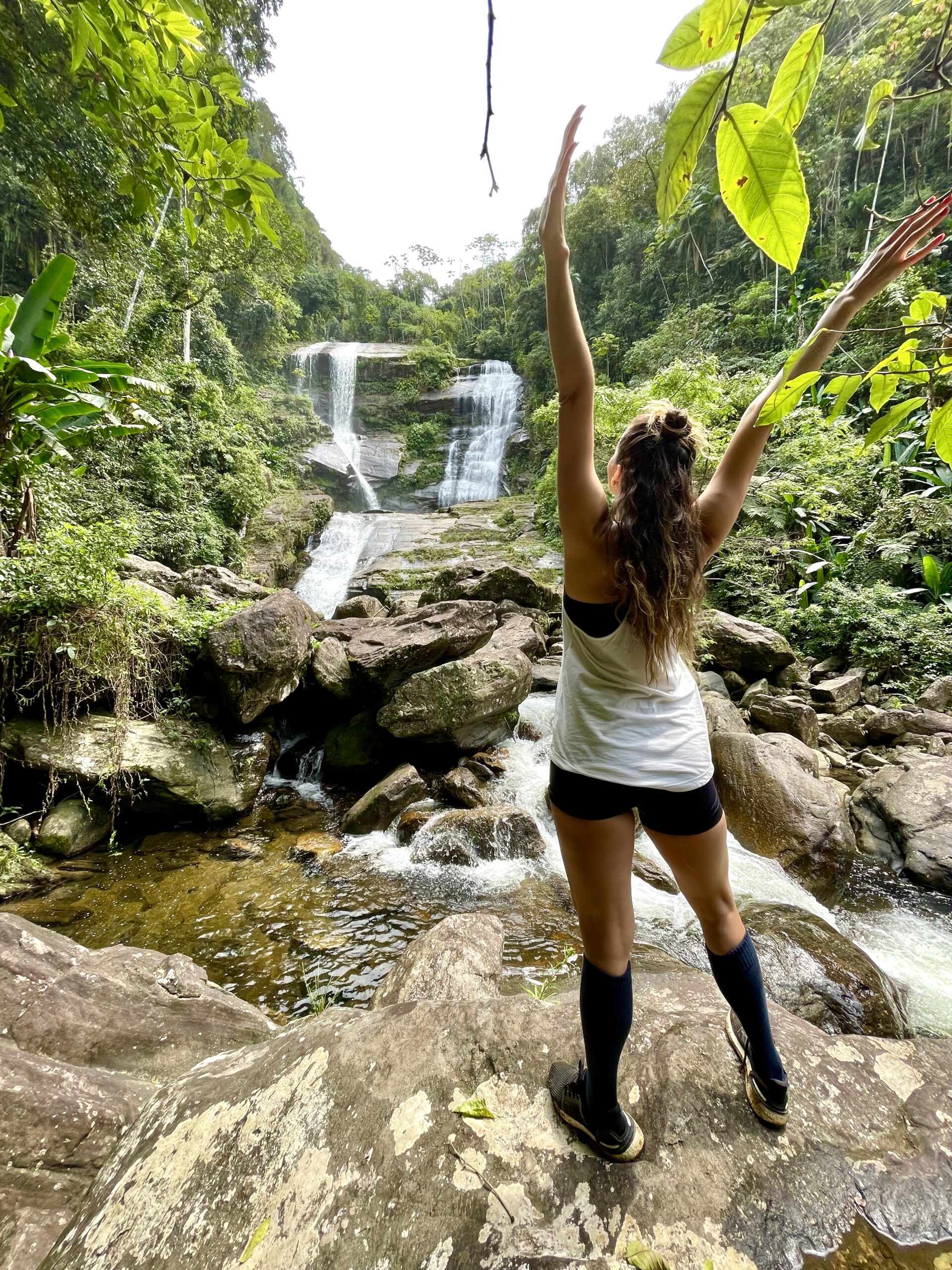 Trilha da Cachoeira do Melância - AKURA Paraty